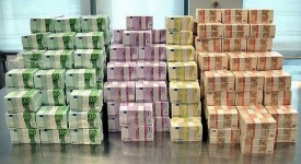 soldi-euro-banconote-mazzette 107486 | MedicinaLive